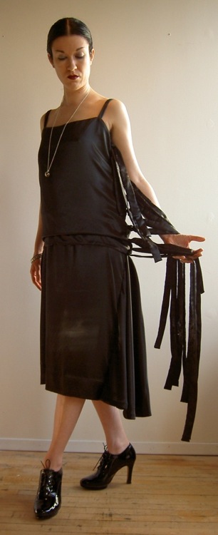 Vampire Vamps! McCall 4464 by Chanel – PatternVault