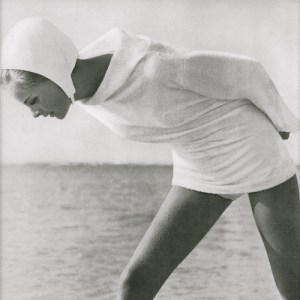 Patterns in Vogue: Helmut Newton at the Beach – PatternVault