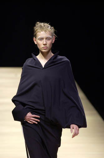 Free Designer Pattern: Yohji Yamamoto Top – PatternVault